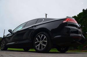 Black Volkswagen Passat 2015 in Kaunas, with an engine capacity of 2.00 L and mileage of 249 thousand km for 8650 €, photo 10 on AUTOMOTO.COM.LV