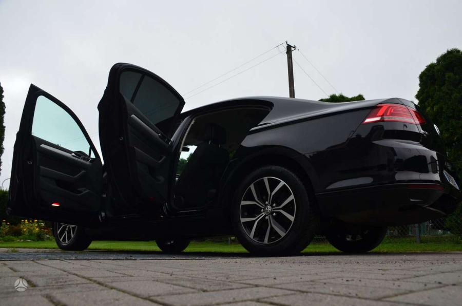 Black Volkswagen Passat 2015 in Kaunas, with an engine capacity of 2.00 L and mileage of 249 thousand km for 8650 €, photo 20 on AUTOMOTO.COM.LV