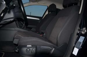 Black Volkswagen Passat 2015 in Kaunas, with an engine capacity of 2.00 L and mileage of 249 thousand km for 8650 €, photo 23 on AUTOMOTO.COM.LV