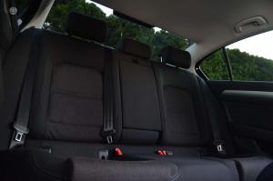 Black Volkswagen Passat 2015 in Kaunas, with an engine capacity of 2.00 L and mileage of 249 thousand km for 8650 €, photo 36 on AUTOMOTO.COM.LV