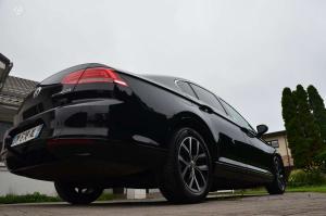 Black Volkswagen Passat 2015 in Kaunas, with an engine capacity of 2.00 L and mileage of 249 thousand km for 8650 €, photo 37 on AUTOMOTO.COM.LV