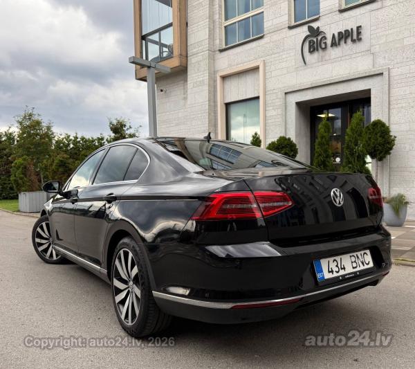 Melns Volkswagen Passat 2015 Tallina, ar dzinēja tilpumu 2.00 L un nobraukumu 211 tūkst. km par 11999 €, foto 7 vietnē AUTOMOTO.COM.LV