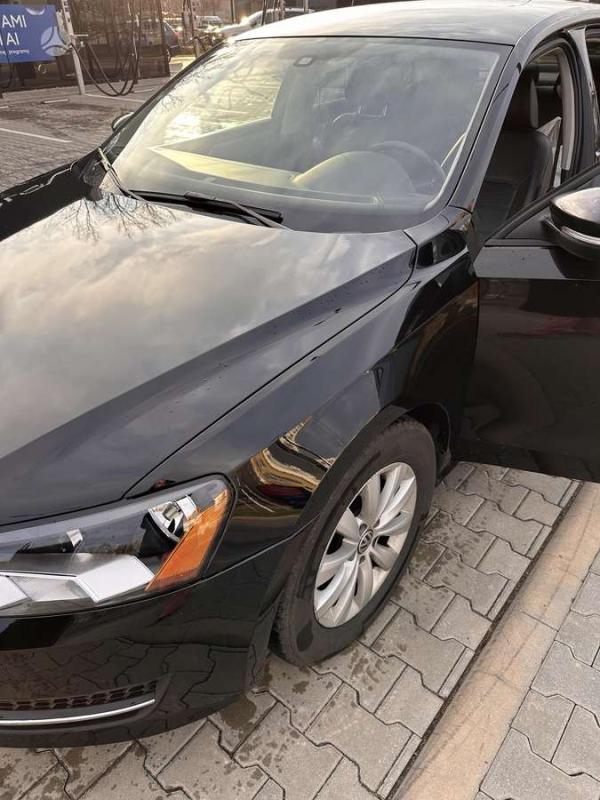 Black Volkswagen Passat 2015 in Panevezys, with an engine capacity of 1.80 L and mileage of 253 thousand km for 4500 €, photo 8 on AUTOMOTO.COM.LV