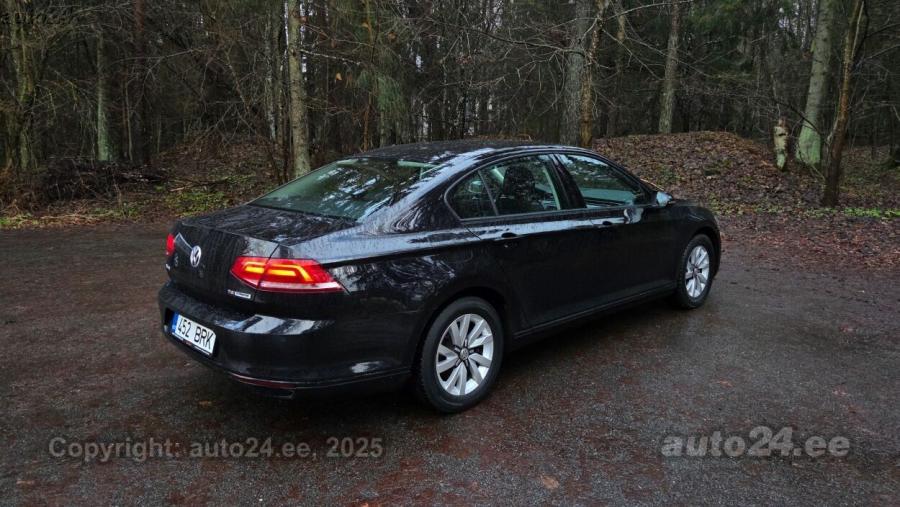 Black Volkswagen Passat 2016 in Tallinn, with an engine capacity of 1.40 L and mileage of 264 thousand km for 7900 €, photo 1 on AUTOMOTO.COM.LV