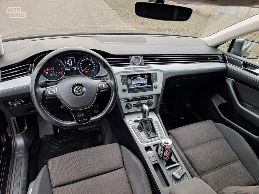 Melns Volkswagen Passat 2016 Radviliškis, ar dzinēja tilpumu 1.40 L un nobraukumu 268 tūkst. km par 7500 €, foto 16 vietnē AUTOMOTO.COM.LV