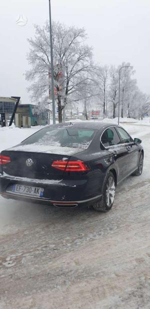 Black Volkswagen Passat 2016 in Taurage, with an engine capacity of 1.40 L and mileage of 192 thousand km for 10400 €, photo 6 on AUTOMOTO.COM.LV
