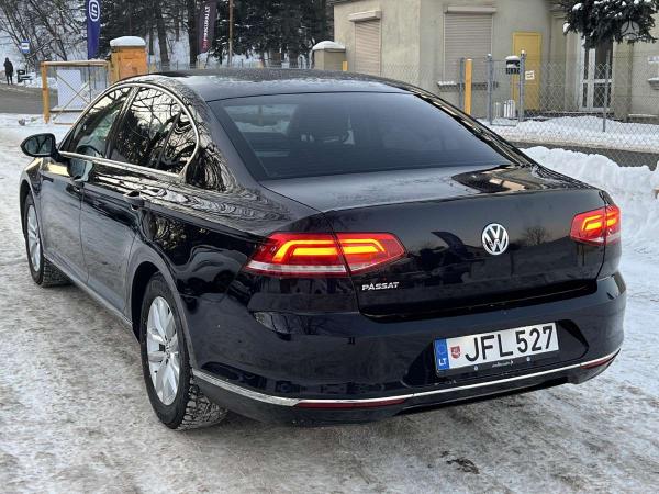 Black Volkswagen Passat 2016 in Vilnius, with an engine capacity of 1.40 L and mileage of 216 thousand km for 10000 €, photo 3 on AUTOMOTO.COM.LV