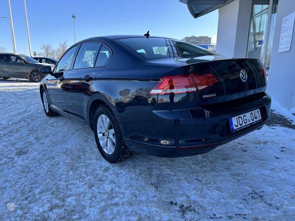 Melns Volkswagen Passat 2016 Šauļi, ar dzinēja tilpumu 1.40 L un nobraukumu 210 tūkst. km par 8700 €, foto 9 vietnē AUTOMOTO.COM.LV