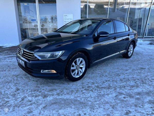 Black Volkswagen Passat 2016 in Siauliai, with an engine capacity of 1.40 L and mileage of 210 thousand km for 8700 €, photo 11 on AUTOMOTO.COM.LV