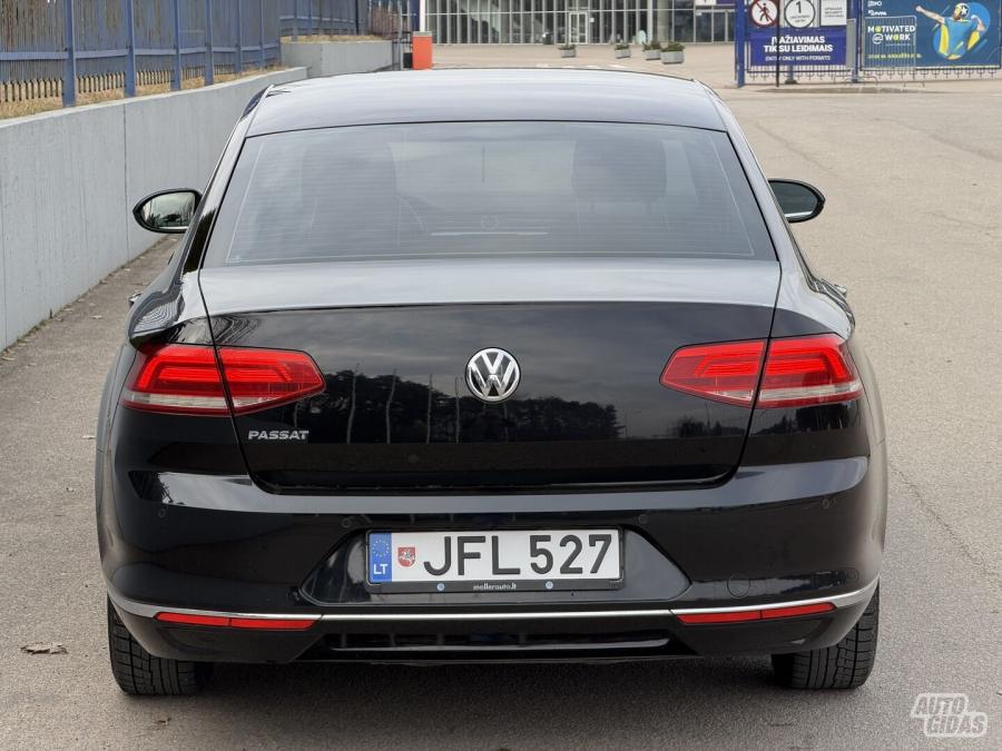 Black Volkswagen Passat 2016 in Vilnius, with an engine capacity of 1.40 L and mileage of 216 thousand km for 10000 €, photo 3 on AUTOMOTO.COM.LV