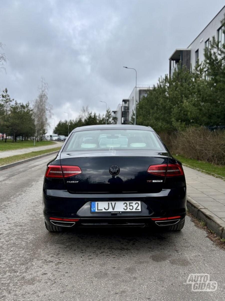 Melns Volkswagen Passat 2016 Viļņa, ar dzinēja tilpumu 1.80 L un nobraukumu 96 tūkst. km par 14999 €, foto 5 vietnē AUTOMOTO.COM.LV