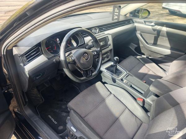 Melns Volkswagen Passat 2016 Kauņa, ar dzinēja tilpumu 1.60 L un nobraukumu 278 tūkst. km par 4999 €, foto 5 vietnē AUTOMOTO.COM.LV