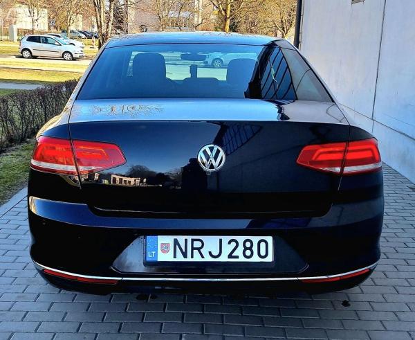 Black Volkswagen Passat 2016 in Radviliskis, with an engine capacity of 1.40 L and mileage of 269 thousand km for 7350 €, photo 9 on AUTOMOTO.COM.LV