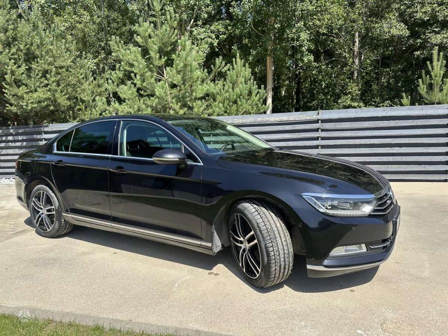 Melns Volkswagen Passat 2016 Klaipėda, ar dzinēja tilpumu 1.40 L un nobraukumu 277 tūkst. km par 9499 €, foto 4 vietnē AUTOMOTO.COM.LV