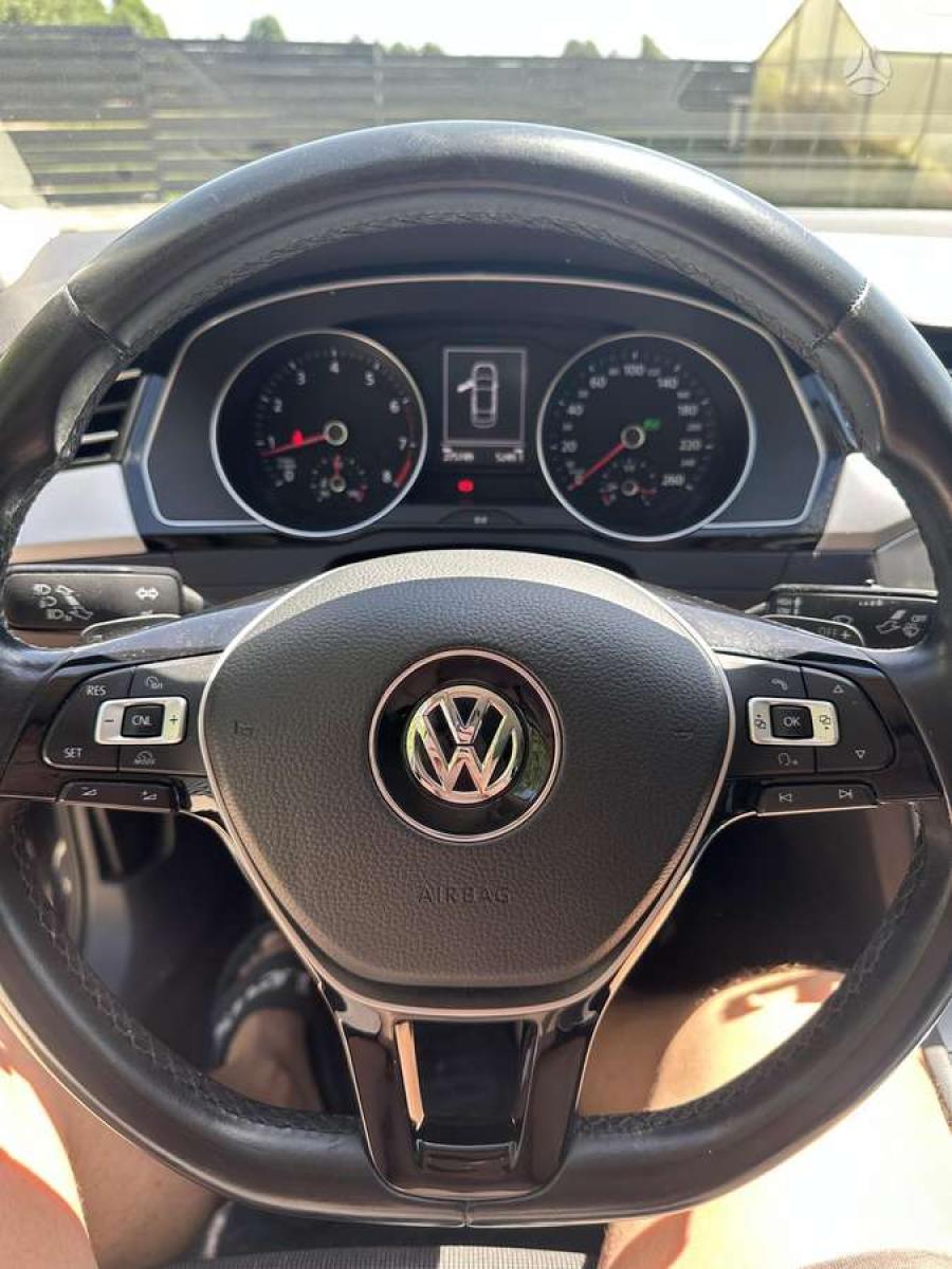Melns Volkswagen Passat 2016 Klaipėda, ar dzinēja tilpumu 1.40 L un nobraukumu 277 tūkst. km par 9499 €, foto 18 vietnē AUTOMOTO.COM.LV