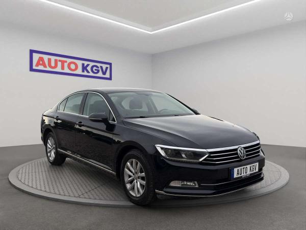Black Volkswagen Passat 2016 in Kaunas, with an engine capacity of 2.00 L and mileage of 230 thousand km for 9999 €, photo 7 on AUTOMOTO.COM.LV
