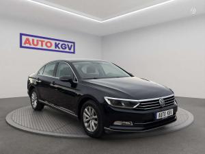 Black Volkswagen Passat 2016 in Kaunas, with an engine capacity of 2.00 L and mileage of 230 thousand km for 9999 €, photo 8 on AUTOMOTO.COM.LV