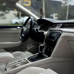 Melns Volkswagen Passat 2016 Viļņa, ar dzinēja tilpumu 1.80 L un nobraukumu 104 tūkst. km par 11500 €, foto 10 vietnē AUTOMOTO.COM.LV