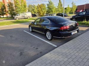 Black Volkswagen Passat 2016 in Vilnius, with an engine capacity of 1.80 L and mileage of 286 thousand km for 10000 €, photo 3 on AUTOMOTO.COM.LV