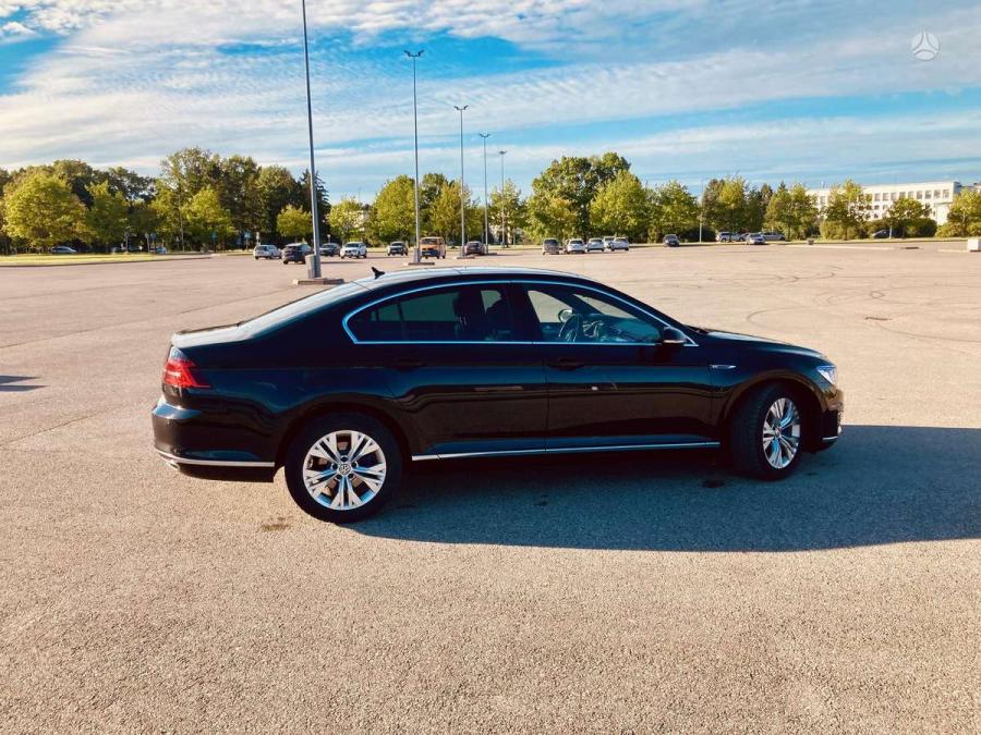Melns Volkswagen Passat 2016 Kauņa, ar dzinēja tilpumu 1.40 L un nobraukumu 236 tūkst. km par 11000 €, foto 7 vietnē AUTOMOTO.COM.LV