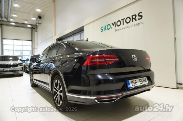Melns Volkswagen Passat 2016 Tallina, ar dzinēja tilpumu 1.40 L un nobraukumu 149 tūkst. km par 11900 €, foto 3 vietnē AUTOMOTO.COM.LV