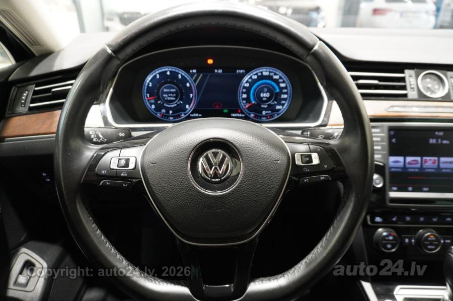 Melns Volkswagen Passat 2016 Tallina, ar dzinēja tilpumu 1.40 L un nobraukumu 149 tūkst. km par 11900 €, foto 20 vietnē AUTOMOTO.COM.LV