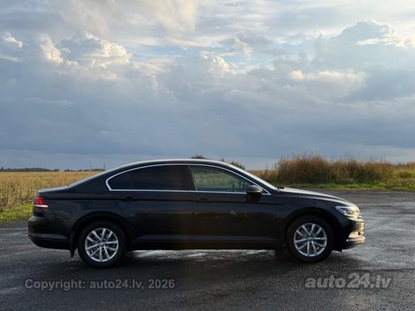 Melns Volkswagen Passat 2016 Tallina, ar dzinēja tilpumu 1.80 L un nobraukumu 199 tūkst. km par 12400 €, foto 5 vietnē AUTOMOTO.COM.LV