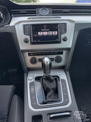 Melns Volkswagen Passat 2016 Klaipėda, ar dzinēja tilpumu 2.00 L un nobraukumu 376 tūkst. km par 6600 €, foto 11 vietnē AUTOMOTO.COM.LV