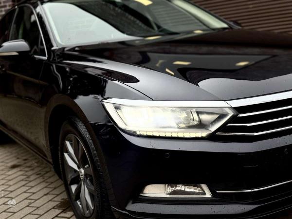 Melns Volkswagen Passat 2017 Viļņa, ar dzinēja tilpumu 2.00 L un nobraukumu 299 tūkst. km par 9000 €, foto 8 vietnē AUTOMOTO.COM.LV