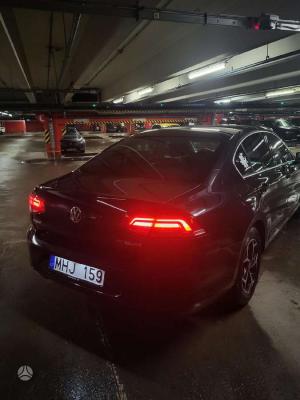 Melns Volkswagen Passat 2017 Viļņa, ar dzinēja tilpumu 1.40 L un nobraukumu 187 tūkst. km par 10500 €, foto 3 vietnē AUTOMOTO.COM.LV