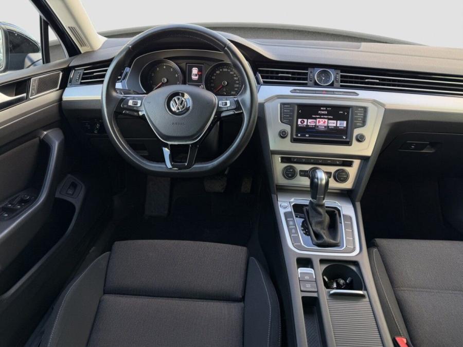 Melns Volkswagen Passat 2017 Pērnava, ar dzinēja tilpumu 1.80 L un nobraukumu 74 tūkst. km par 15900 €, foto 7 vietnē AUTOMOTO.COM.LV