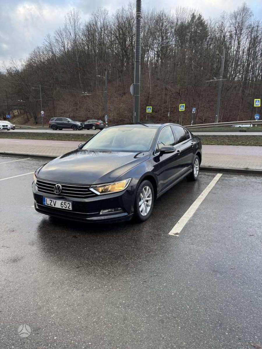 Melns Volkswagen Passat 2017 Kauņa, ar dzinēja tilpumu 1.60 L un nobraukumu 303 tūkst. km par 8000 €, foto 1 vietnē AUTOMOTO.COM.LV