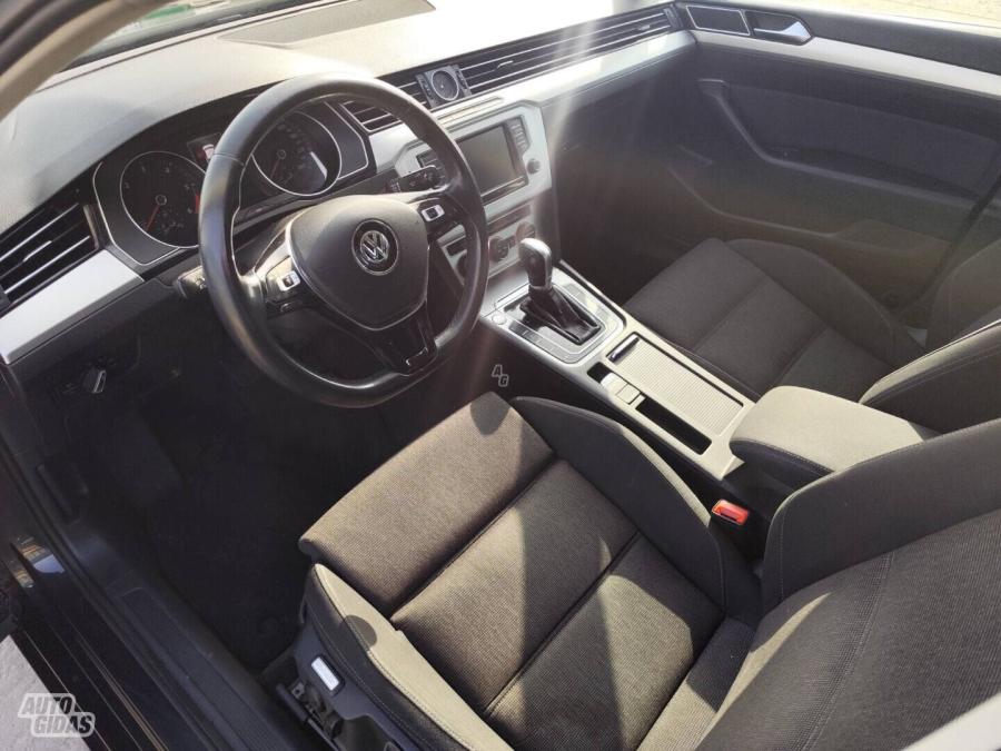 Melns Volkswagen Passat 2017 Šauļi, ar dzinēja tilpumu 2.00 L un nobraukumu 305 tūkst. km par 9950 €, foto 21 vietnē AUTOMOTO.COM.LV