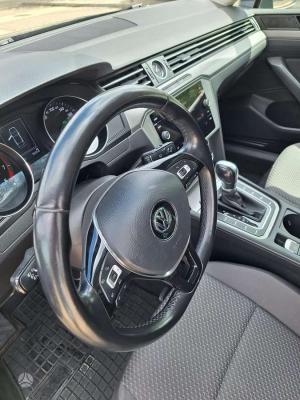 Melns Volkswagen Passat 2017 Viļņa, ar dzinēja tilpumu 1.40 L un nobraukumu 208 tūkst. km par 7700 €, foto 12 vietnē AUTOMOTO.COM.LV