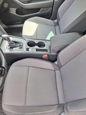 Melns Volkswagen Passat 2017 Viļņa, ar dzinēja tilpumu 1.40 L un nobraukumu 208 tūkst. km par 7700 €, foto 16 vietnē AUTOMOTO.COM.LV