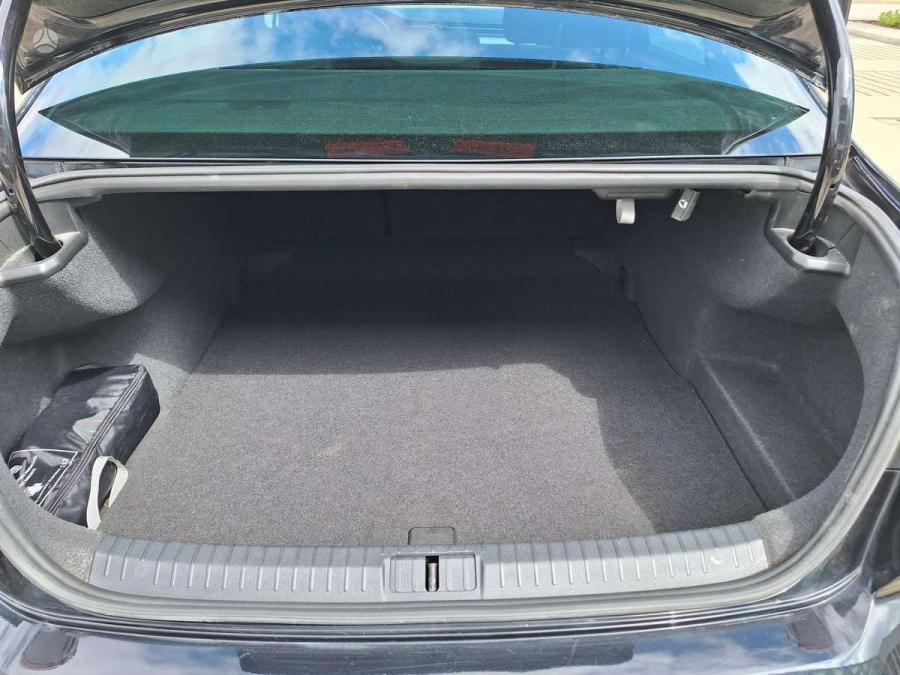 Melns Volkswagen Passat 2017 Viļņa, ar dzinēja tilpumu 1.40 L un nobraukumu 208 tūkst. km par 7700 €, foto 19 vietnē AUTOMOTO.COM.LV