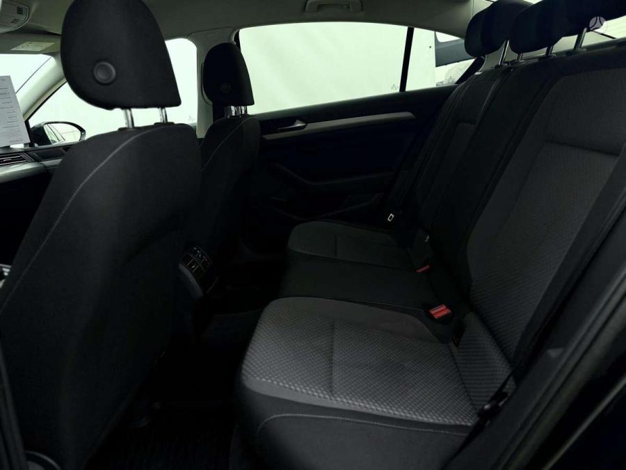 Melns Volkswagen Passat 2017 Viļņa, ar dzinēja tilpumu 1.40 L un nobraukumu 216 tūkst. km par 7999 €, foto 12 vietnē AUTOMOTO.COM.LV