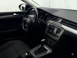 Melns Volkswagen Passat 2017 Viļņa, ar dzinēja tilpumu 1.40 L un nobraukumu 216 tūkst. km par 7999 €, foto 16 vietnē AUTOMOTO.COM.LV