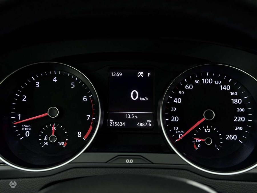 Melns Volkswagen Passat 2017 Viļņa, ar dzinēja tilpumu 1.40 L un nobraukumu 216 tūkst. km par 7999 €, foto 26 vietnē AUTOMOTO.COM.LV