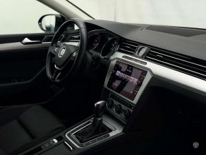 Melns Volkswagen Passat 2017 Viļņa, ar dzinēja tilpumu 1.40 L un nobraukumu 137 tūkst. km par 10499 €, foto 16 vietnē AUTOMOTO.COM.LV
