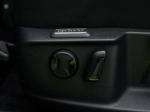 Black Volkswagen Passat 2017 in Vilnius, with an engine capacity of 1.40 L and mileage of 137 thousand km for 10499 €, photo 22 on AUTOMOTO.COM.LV