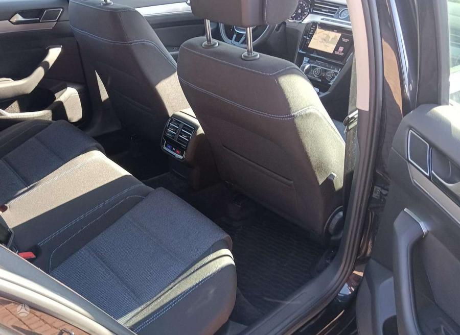 Melns Volkswagen Passat 2017 Kauņa, ar dzinēja tilpumu 1.40 L un nobraukumu 108 tūkst. km par 15500 €, foto 19 vietnē AUTOMOTO.COM.LV