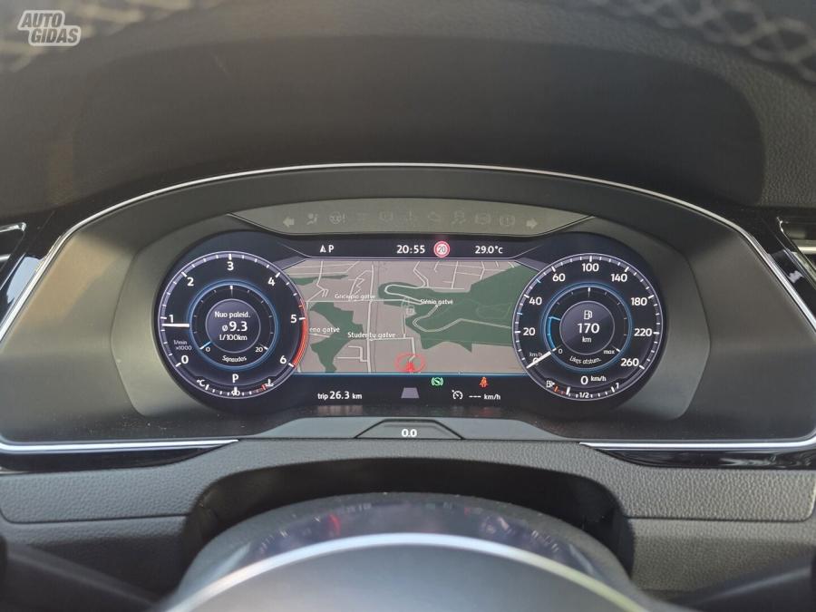 Black Volkswagen Passat 2017 in Kaunas, with an engine capacity of 2.00 L and mileage of 285 thousand km for 13900 €, photo 14 on AUTOMOTO.COM.LV