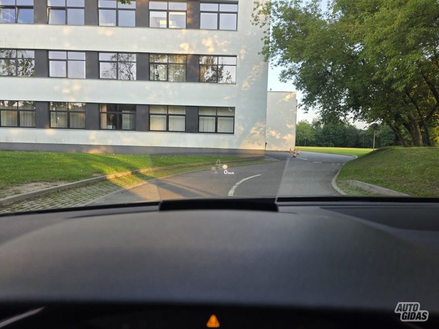 Black Volkswagen Passat 2017 in Kaunas, with an engine capacity of 2.00 L and mileage of 285 thousand km for 13900 €, photo 20 on AUTOMOTO.COM.LV
