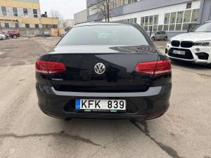 Melns Volkswagen Passat 2018 Viļņa, ar dzinēja tilpumu 1.40 L un nobraukumu 74 tūkst. km par 14977 €, foto 4 vietnē AUTOMOTO.COM.LV
