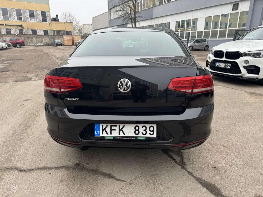 Melns Volkswagen Passat 2018 Viļņa, ar dzinēja tilpumu 1.40 L un nobraukumu 74 tūkst. km par 14977 €, foto 4 vietnē AUTOMOTO.COM.LV