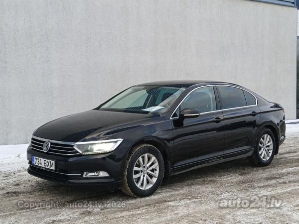 Black Volkswagen Passat 2018 in Tartu, with an engine capacity of 2.00 L and mileage of 225 thousand km for 12800 €, photo 4 on AUTOMOTO.COM.LV