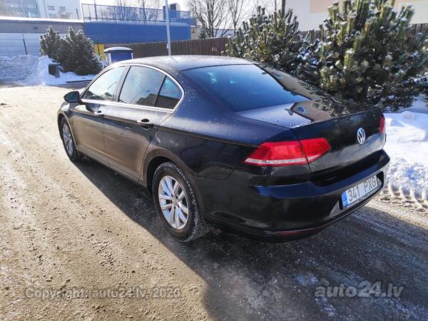 Black Volkswagen Passat 2018 in Tallinn, with an engine capacity of 2.00 L and mileage of 195 thousand km for 8980 €, photo 6 on AUTOMOTO.COM.LV