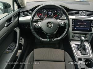 Black Volkswagen Passat 2018 in Tartu, with an engine capacity of 2.00 L and mileage of 225 thousand km for 12200 €, photo 8 on AUTOMOTO.COM.LV