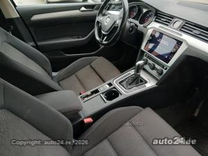 Black Volkswagen Passat 2018 in Tartu, with an engine capacity of 2.00 L and mileage of 225 thousand km for 12200 €, photo 10 on AUTOMOTO.COM.LV